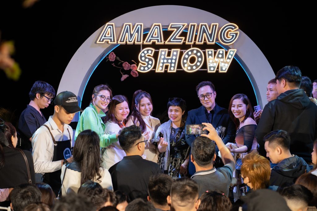 Đặt vé Liveshow Amazing Show Đà Lạt - Da Lat Services